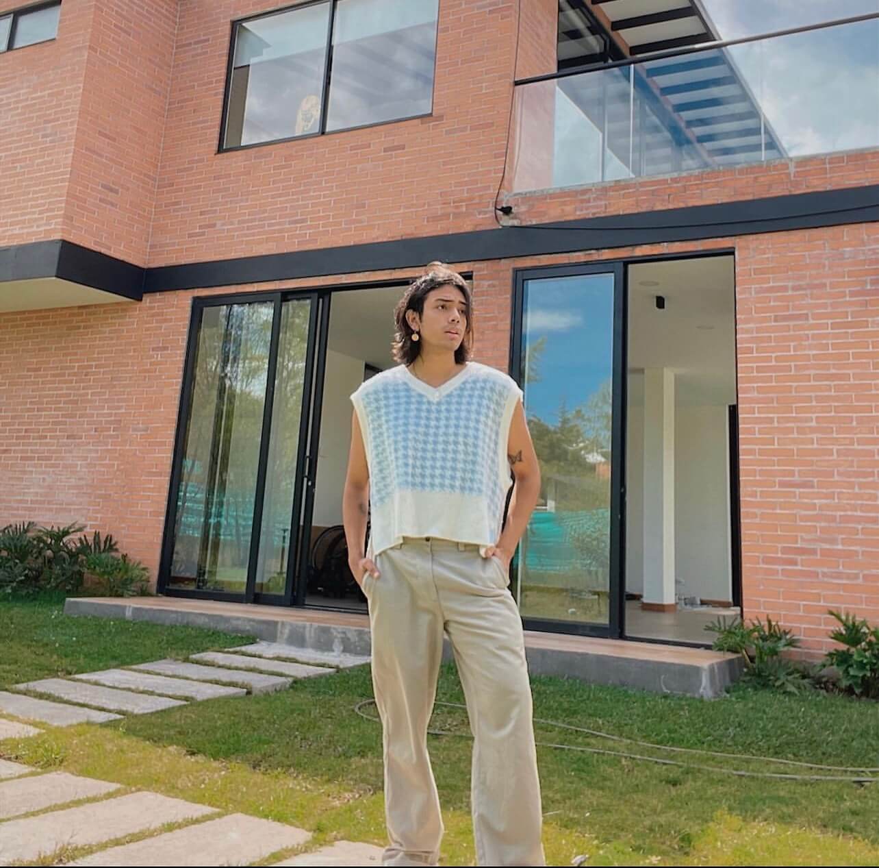 Quién es Caraos, el chico de los signos y por qué debes seguirlo